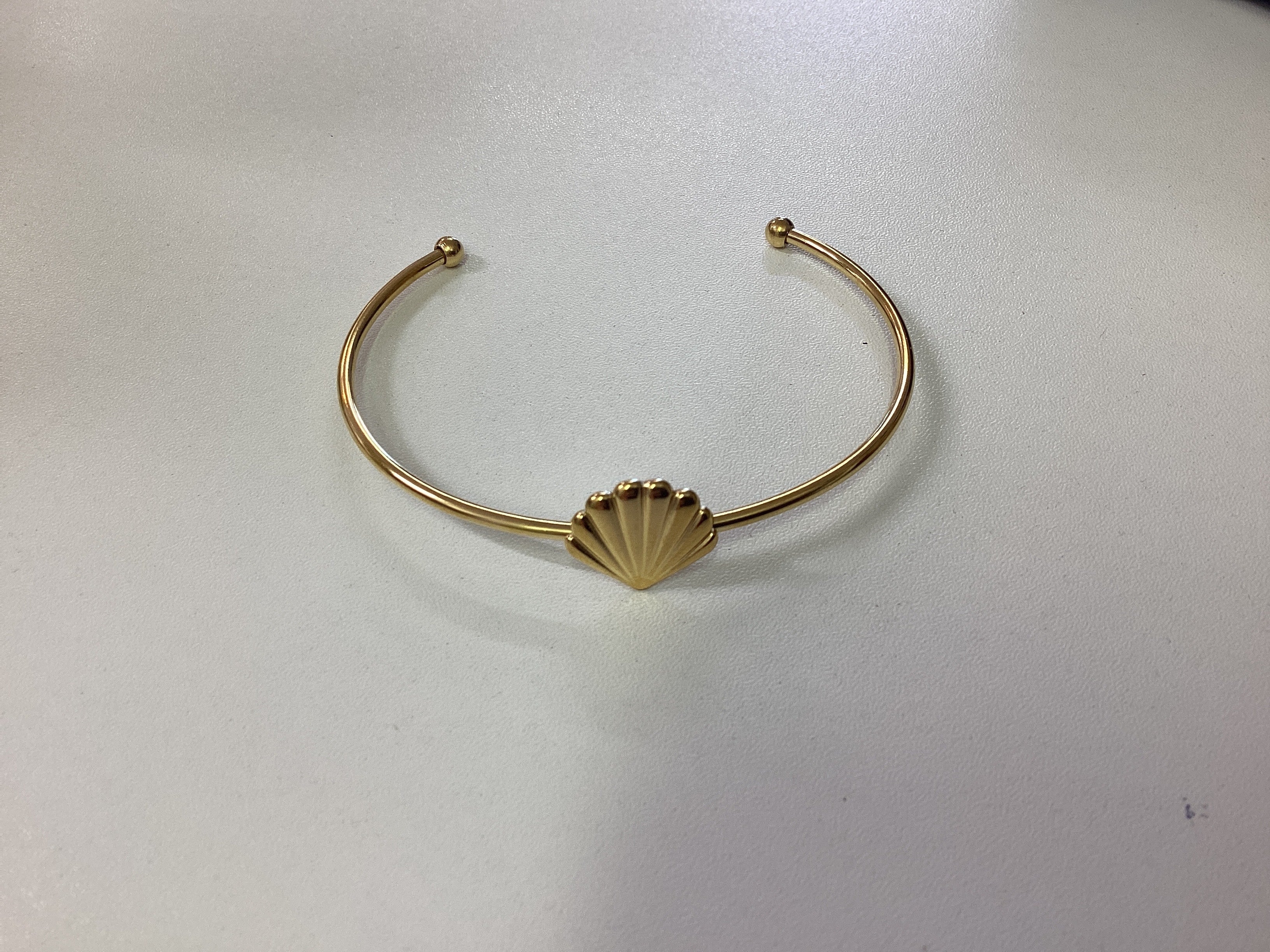 Sea Shell Bangle – Wandering Tide